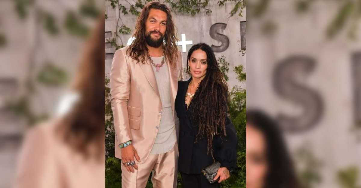 Jason Momoa desbordó estilo en la premiere de «See» y brilló junto a ...